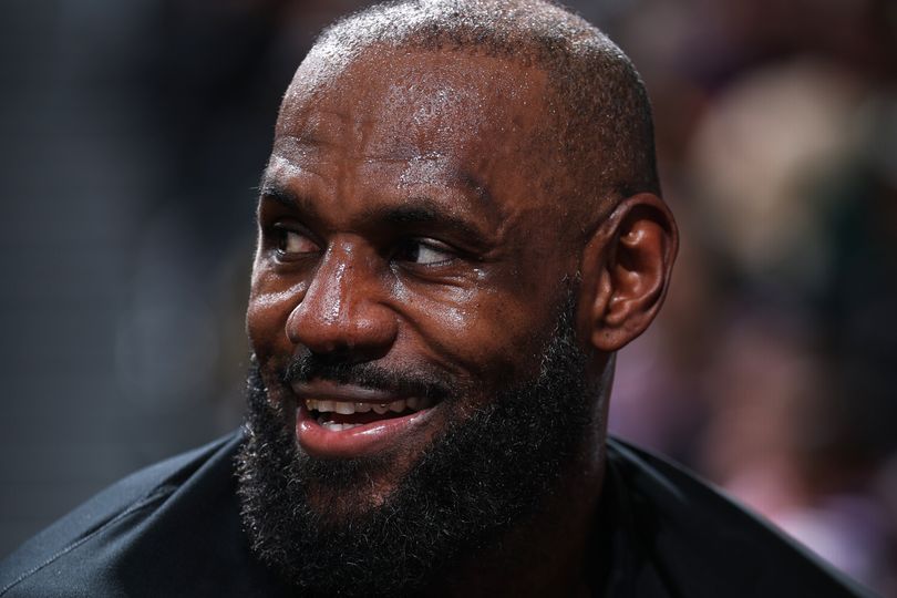LeBron James' five-word reaction to 'Bronny' chants sums him up perfectly