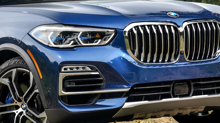 BMW's quad-turbo diesel X5 M50d: A technological marvel