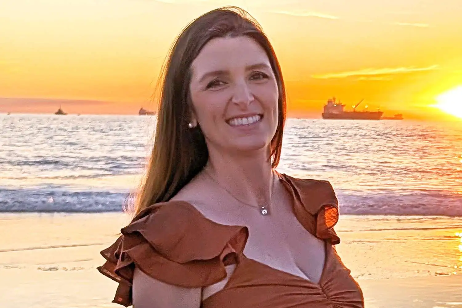 Regan Cole-Graham, grávida de 7 meses, morre após ser atropelada de ...