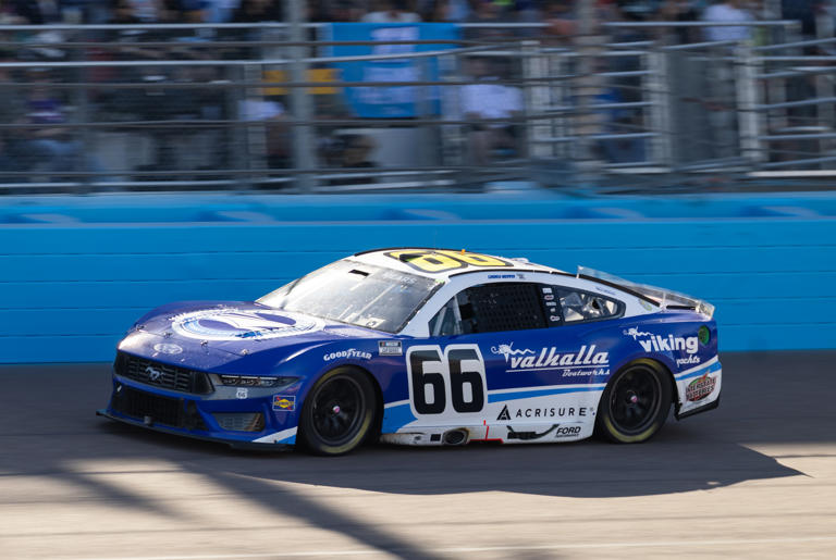 Casey Mears running Daytona 500 with Garage 66