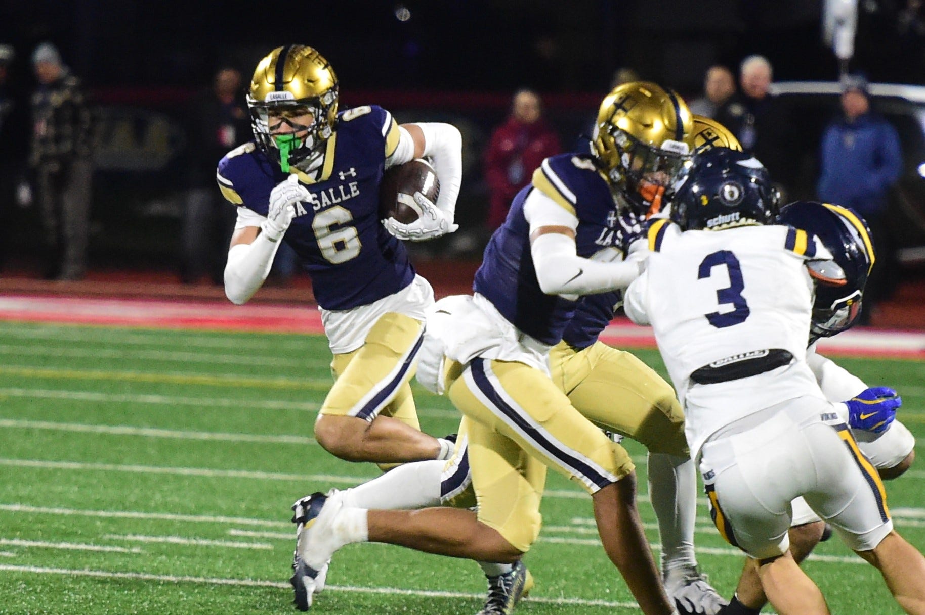 Who is in Notre Dame football's 2026 incoming signing class?