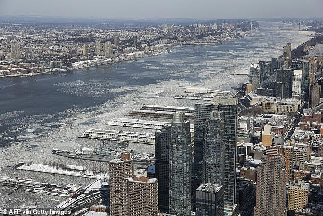 Satellite image reveals the moment New York's Hudson River froze over ...