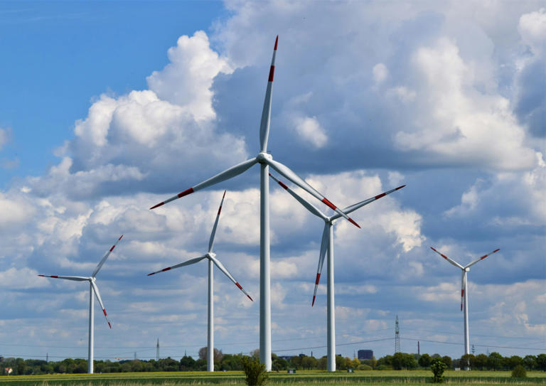 Wind- en zonne-energie overtreffen fossiele brandstoffen in de Europese ...