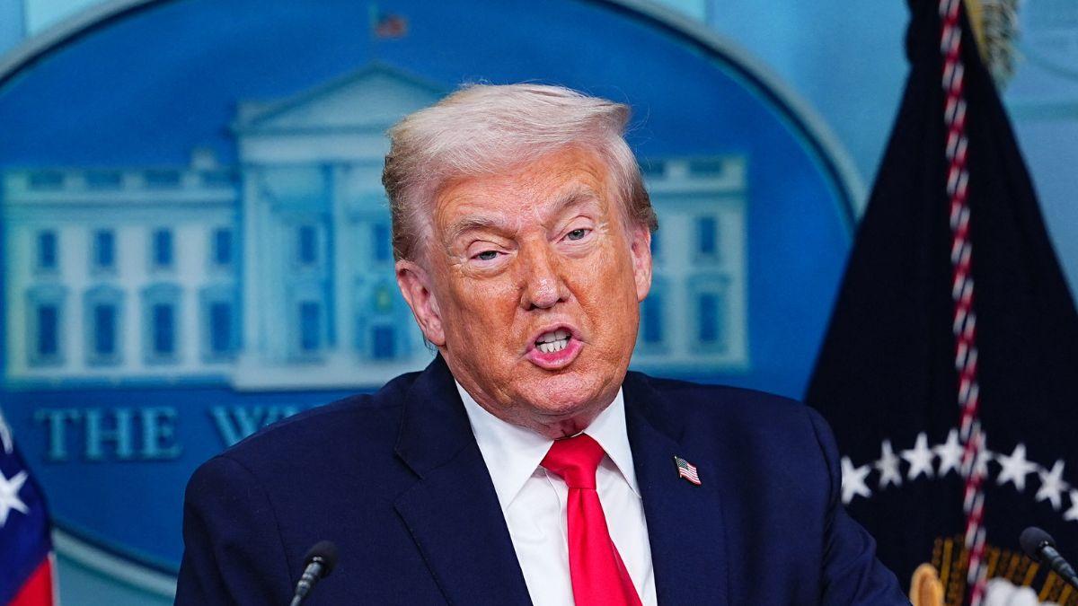 Donald Trump's fundraising email sparks controversy amid ICE shootings