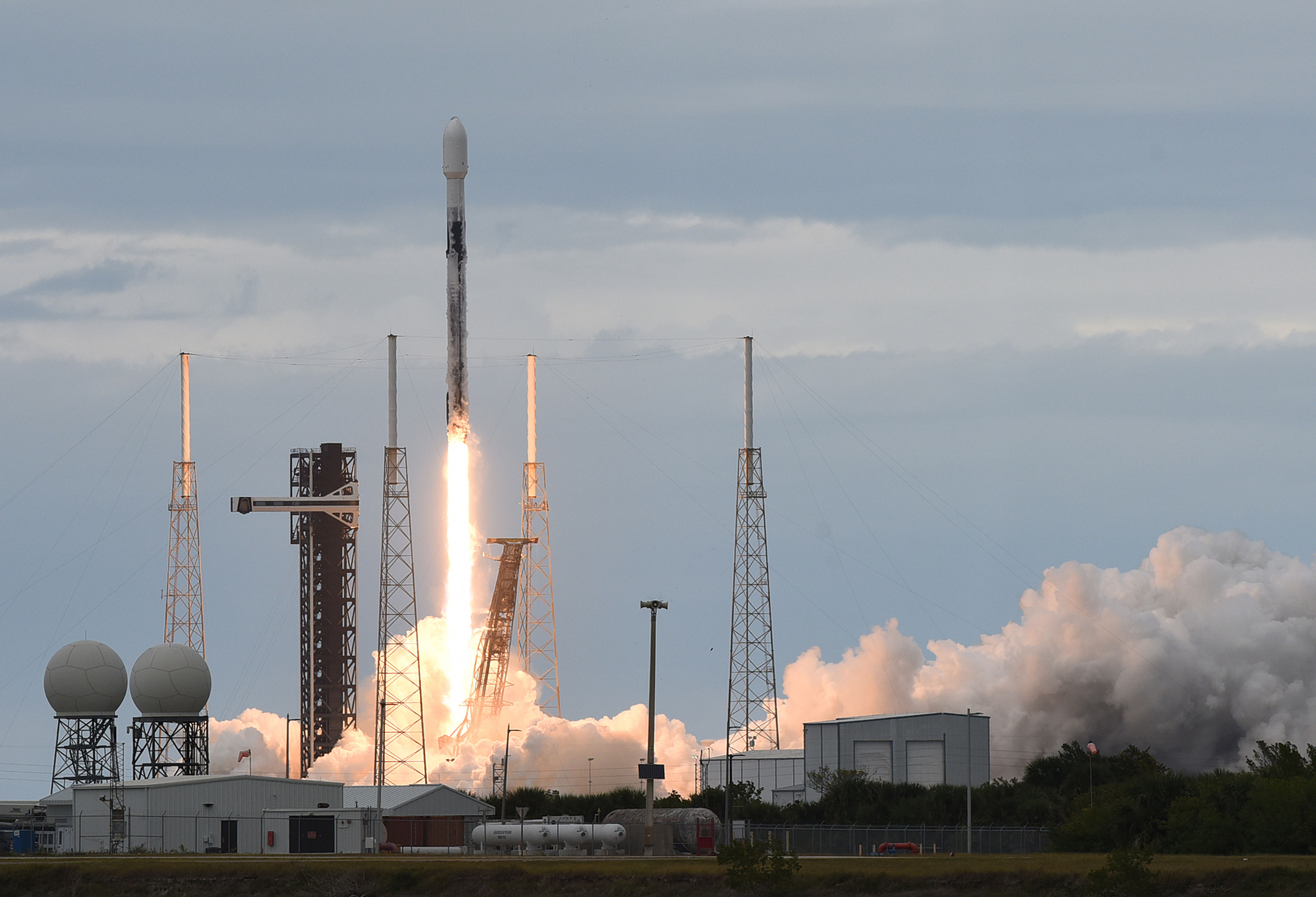 The SpaceX mega merger boosts the Musk trade