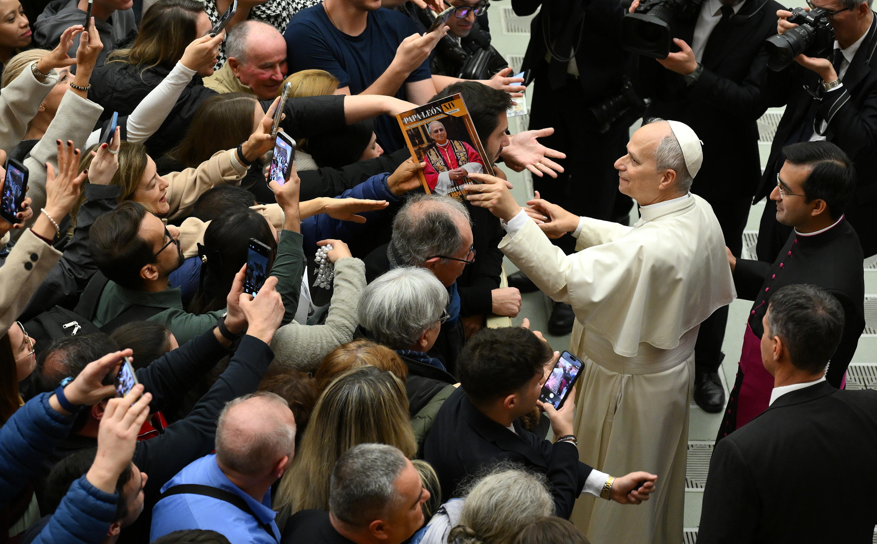 Pope calls for New Start Treaty to be renewed