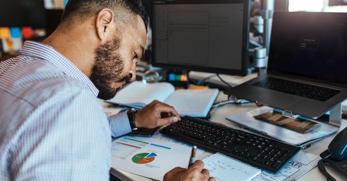 14 'boring' jobs that secretly pay $55+ an hour (and are desperate for ...