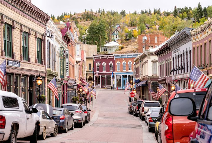 15 affordable mountain towns for your retirement escape