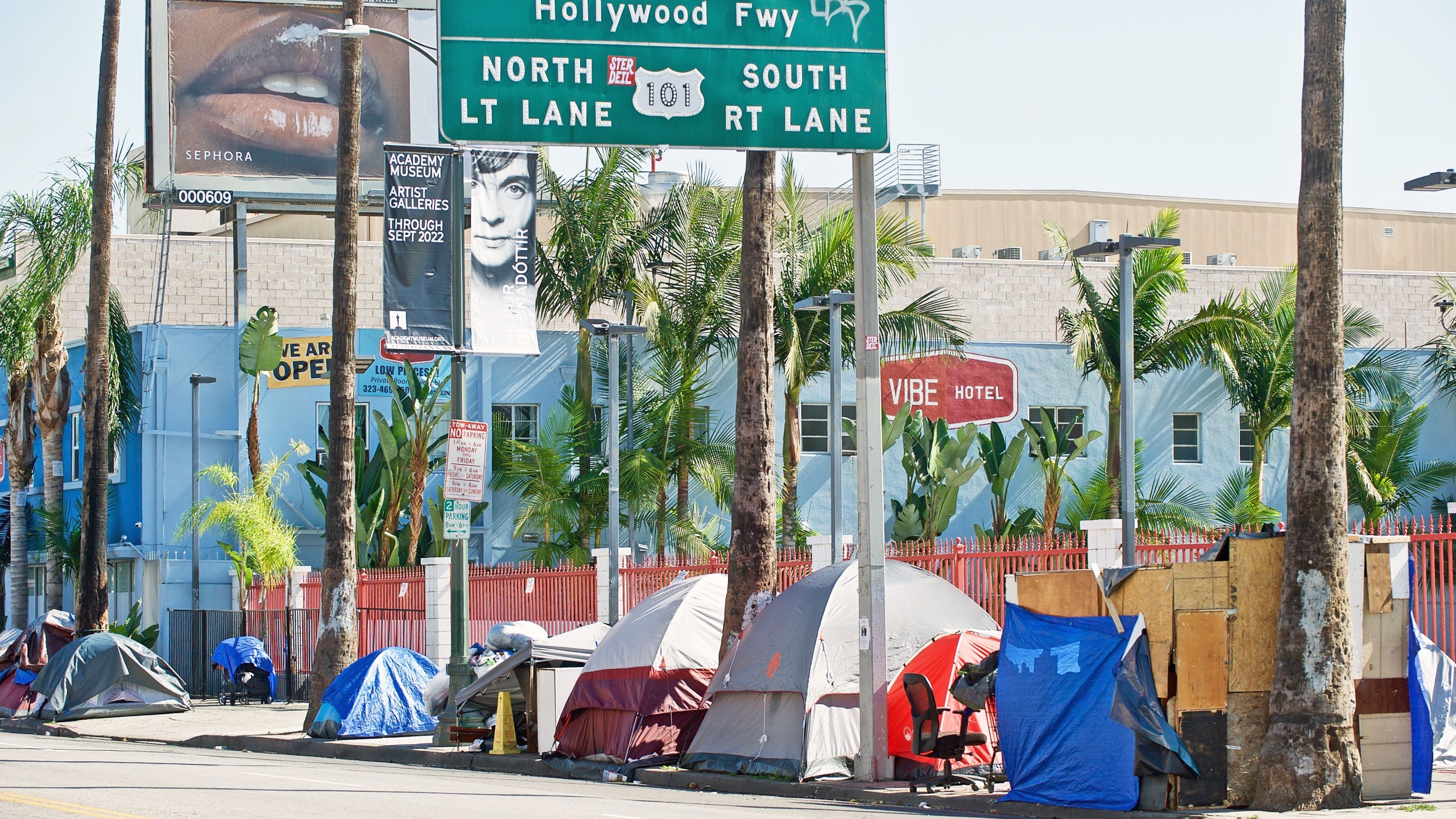 10 reasons many Americans dislike California