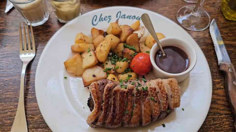 What most tourists get wrong about visiting Paris