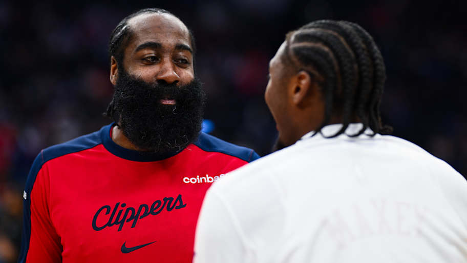 Tyrese Maxey says what all Clippers fans are thinking after James ...