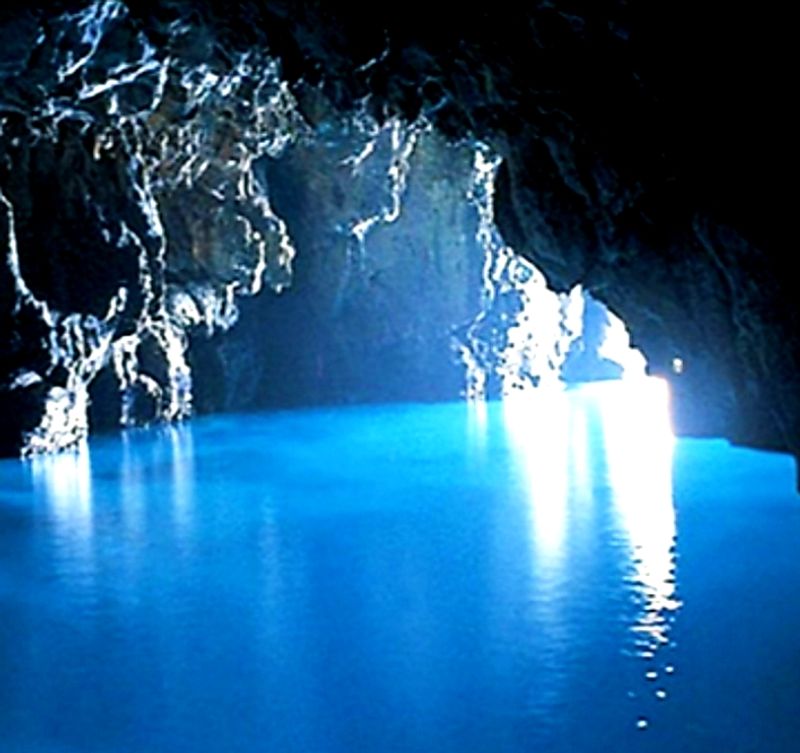 17 unforgettable sea caves to add to your travel bucket list