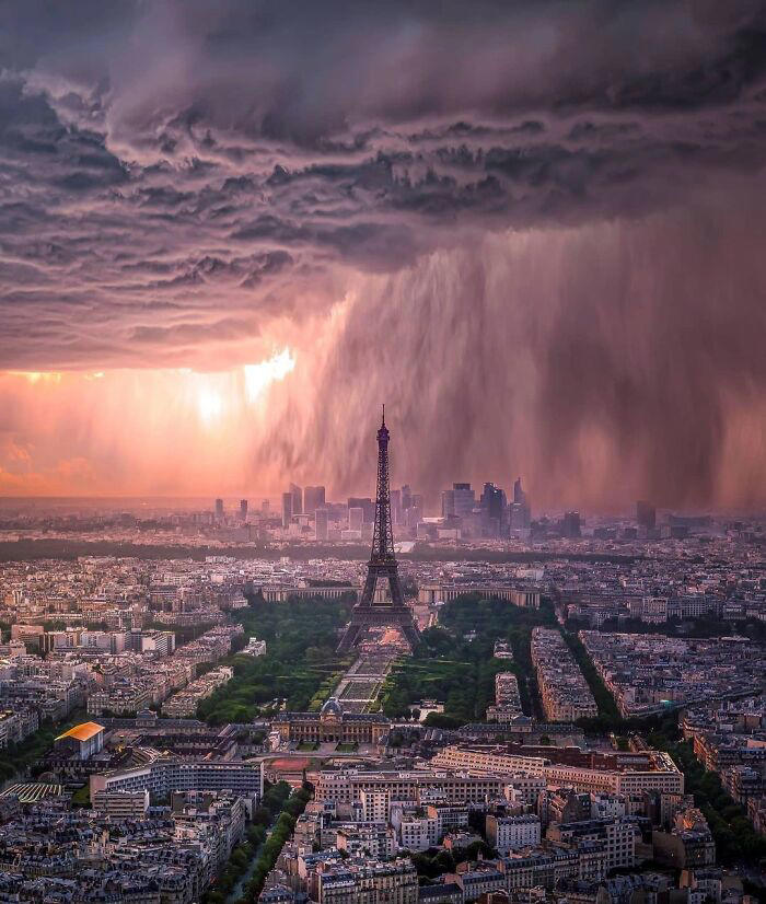 People who find comfort in rain share 39 pictures to explain why