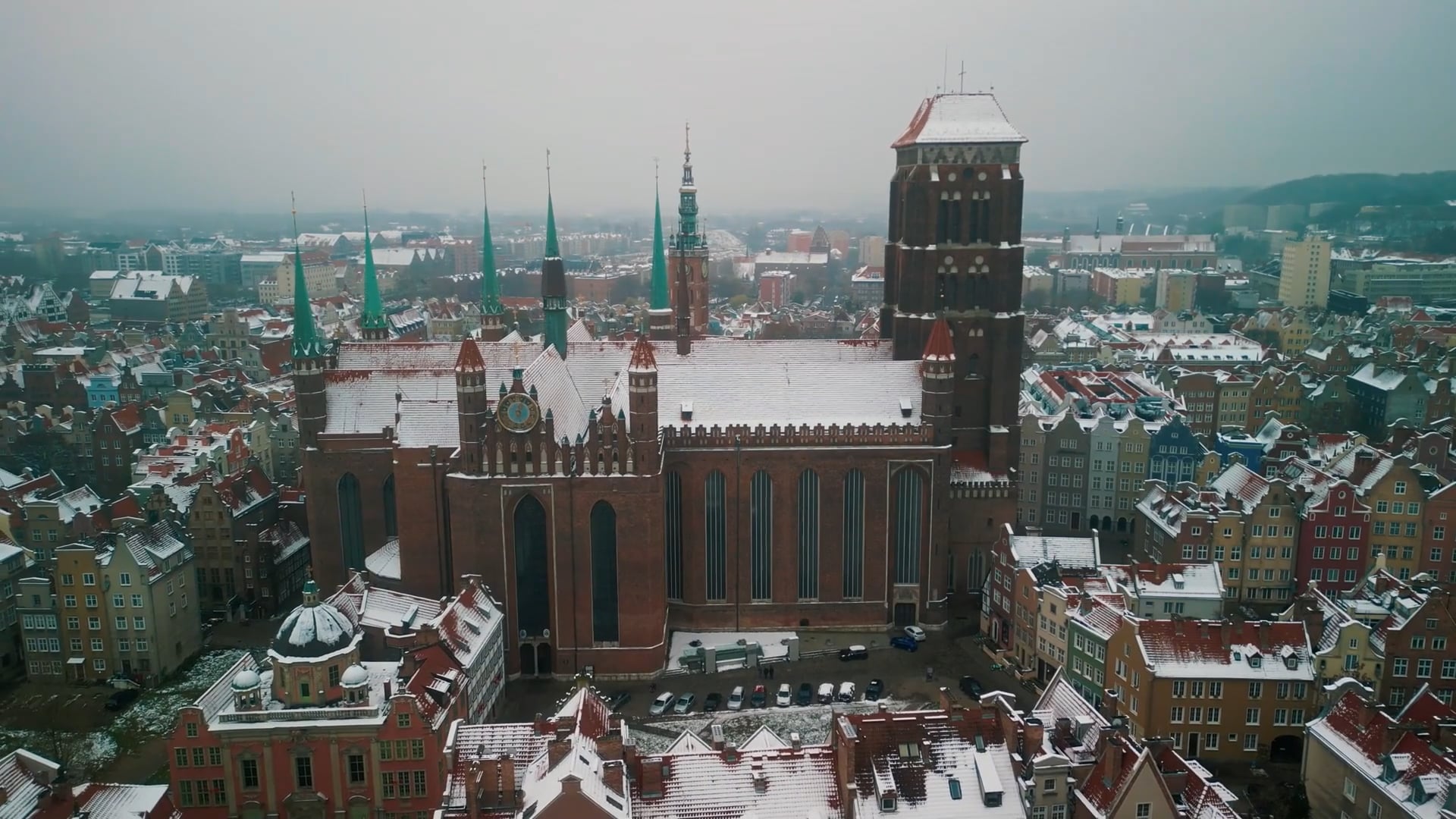 Drone views of Gdansk Christmas market: Voted best in Europe 2025