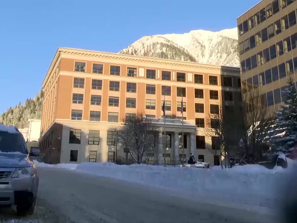 Alaska’s race for governor picks up 16th candidate, a former state ...
