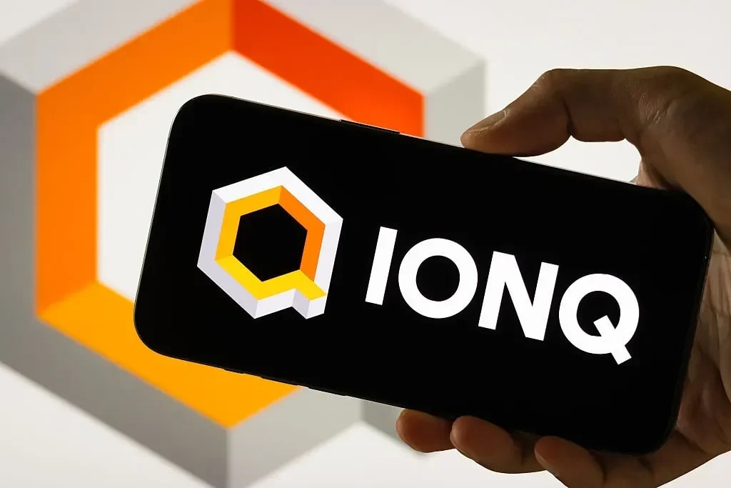 IONQ stock tumbles 10% as Wolfpack reveals short position