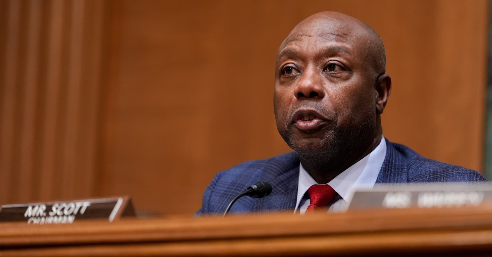 Senate Banking Chair Tim Scott believes Fed Chair Powell committed no ...