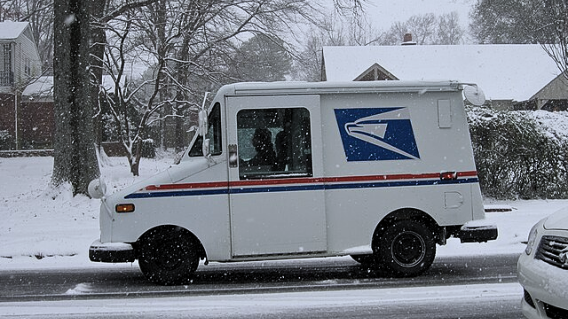 Mail delays spread nationwide as USPS halts deliveries across 36 states ...