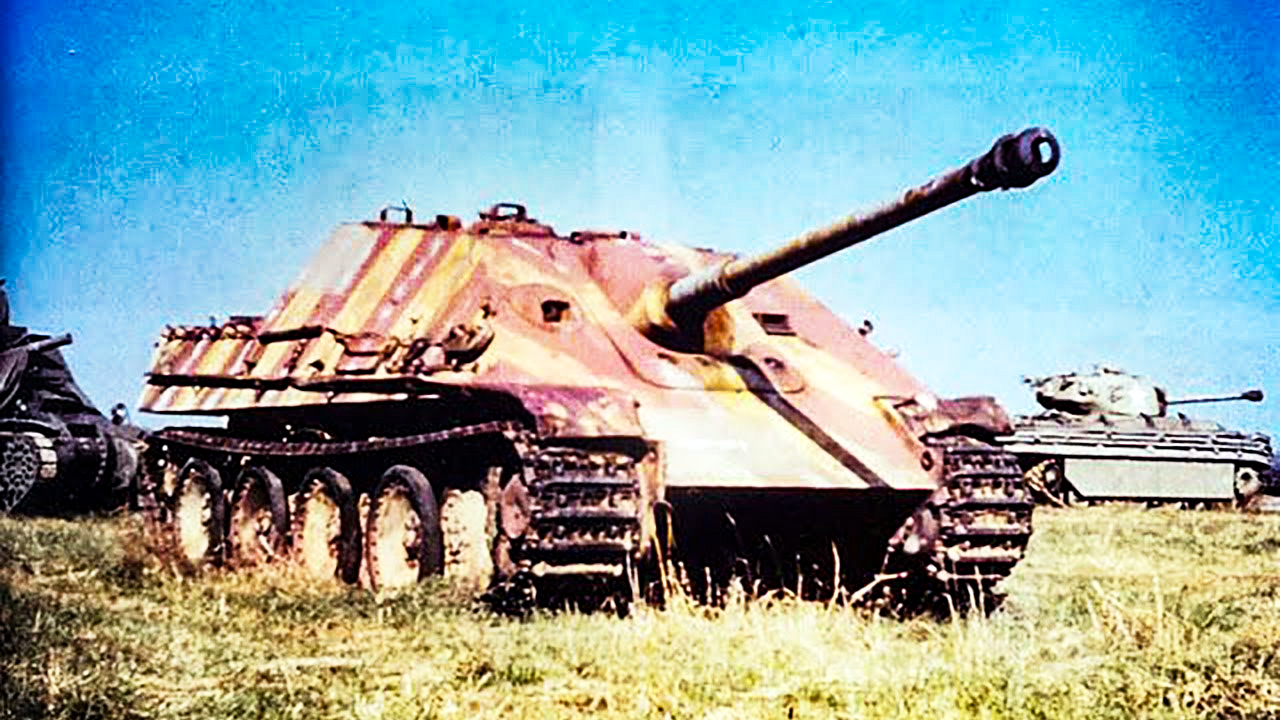 Germany’s mobile sniper tank ambushes British Churchill armor