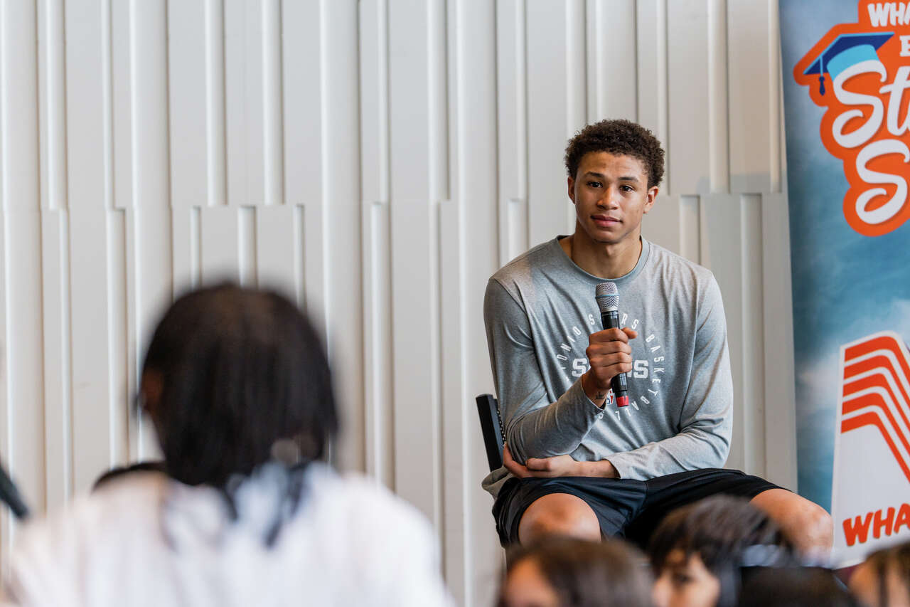 Spurs, Carter Bryant turn Frost Bank Center into classroom for young ...