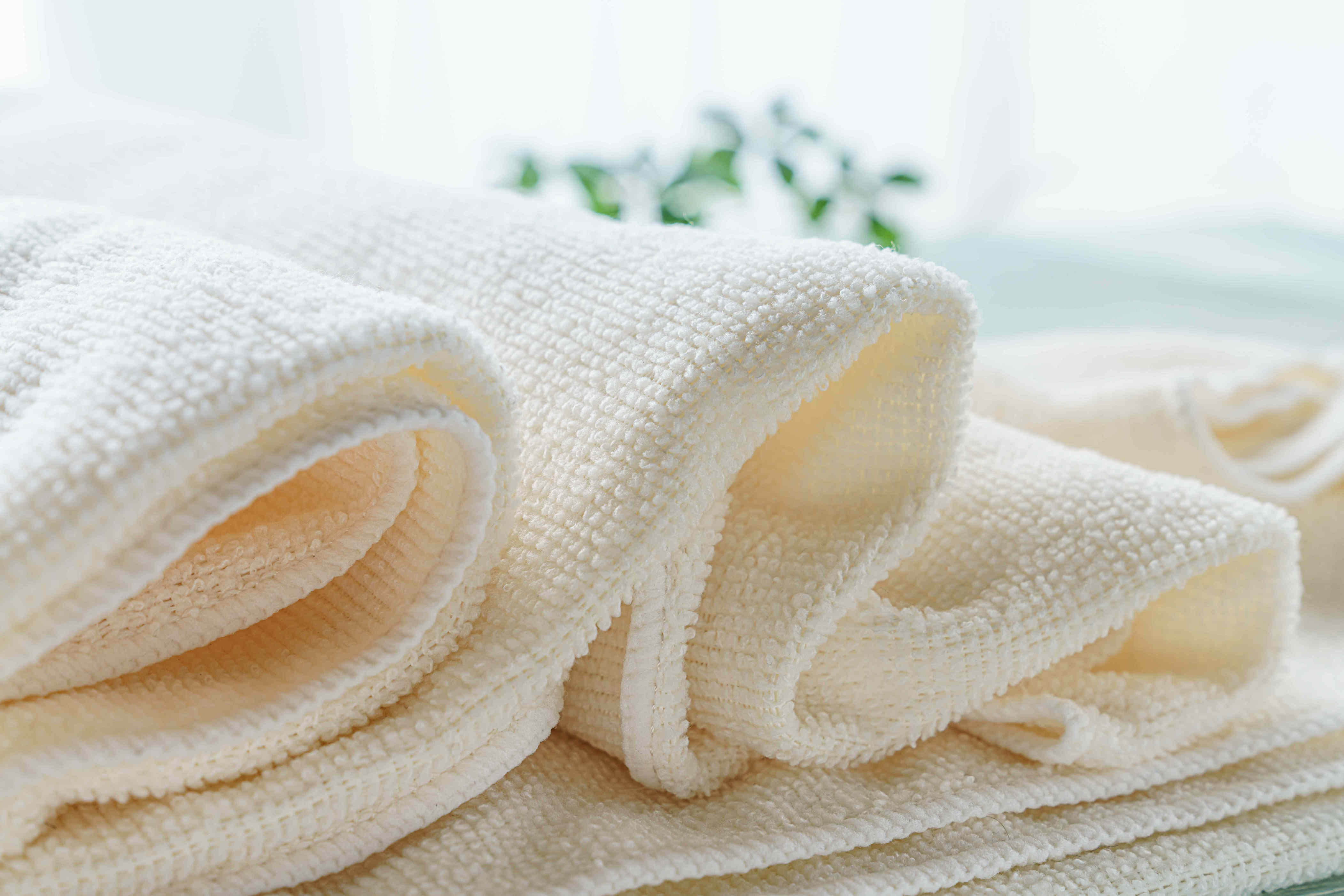 I found the best way to keep towels soft and fluffy even after years of ...