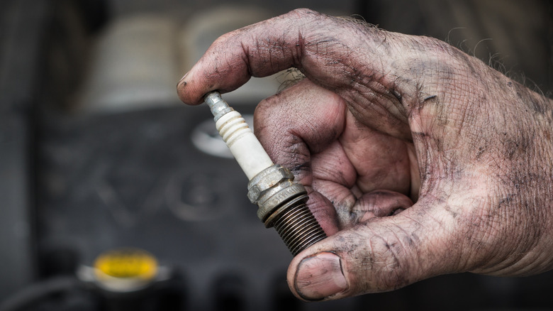 Do spark plugs need anti-seize lubricant?