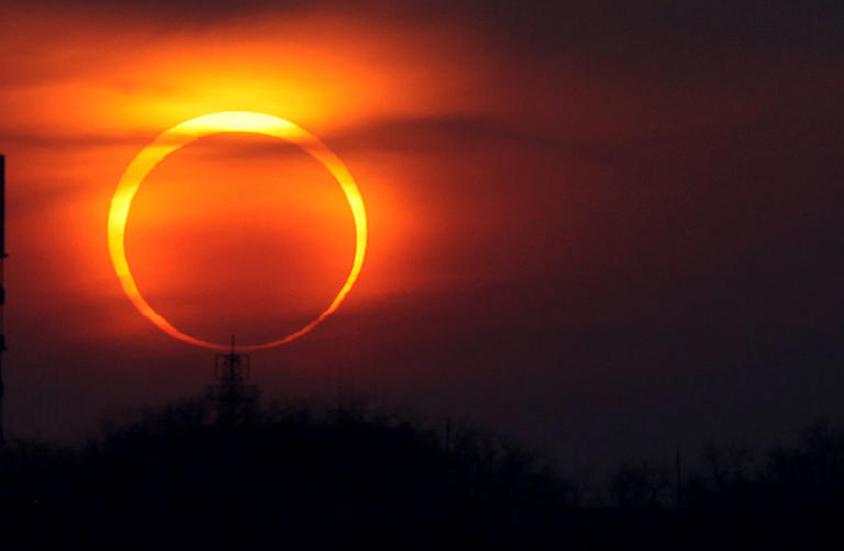 The annular solar eclipse will bring a 'ring of fire.' How to maximize ...