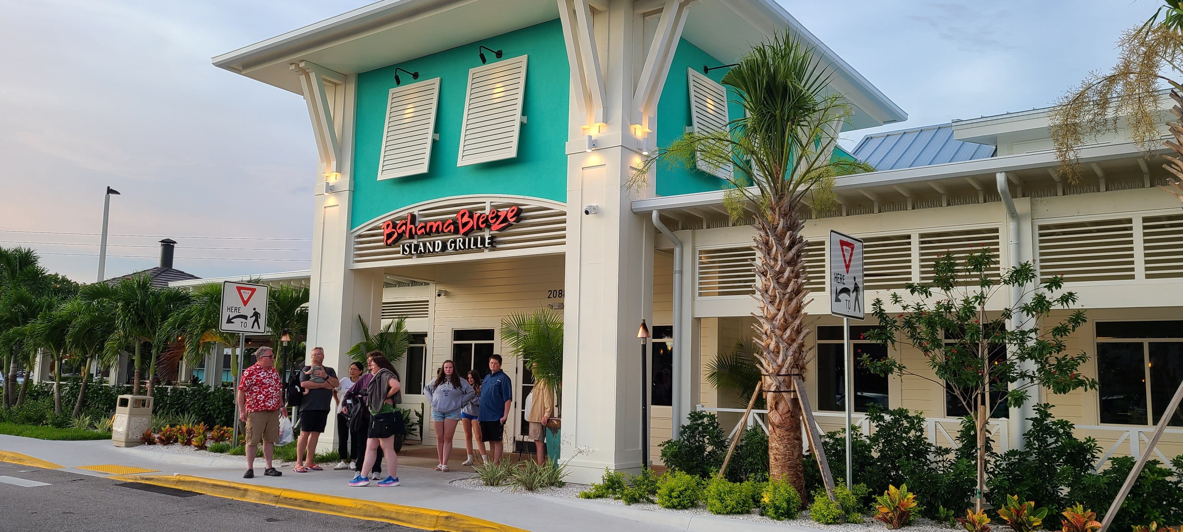 Bahama Breeze is set to close. These Florida restaurants are affected