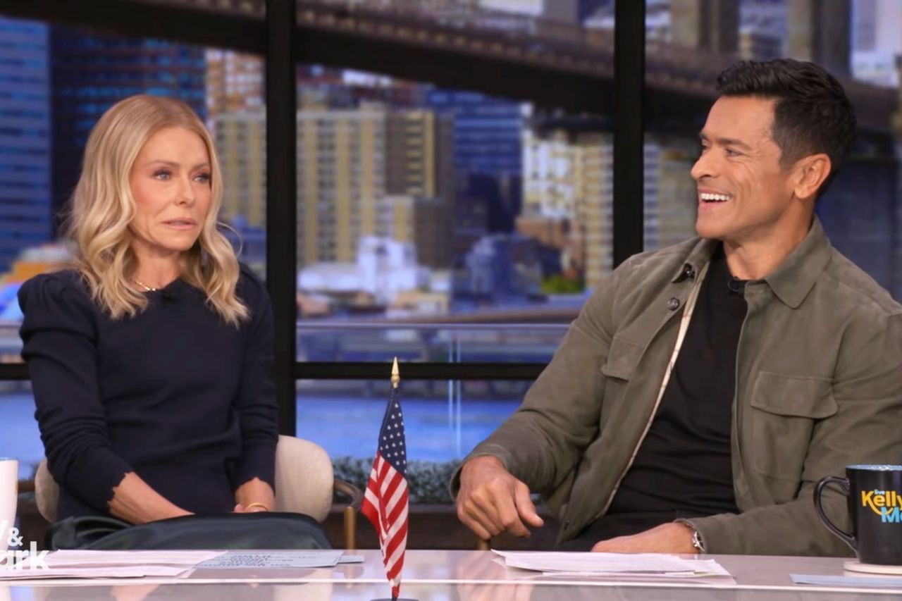 Mark Consuelos shows off smile before replacing missing tooth as wife ...
