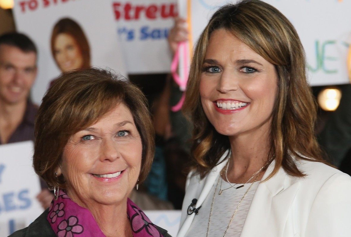 Law enforcement agents spotted at Annie Guthrie's house, mom Nancy ...