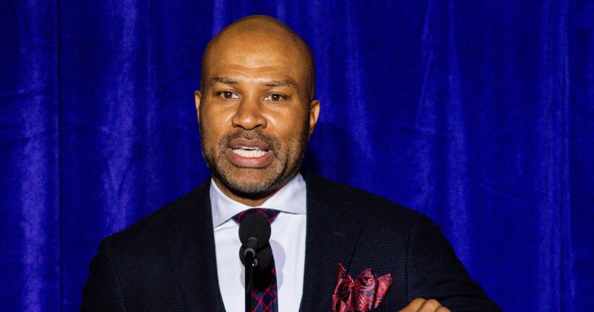 Derek Fisher’s wife got ejected in a California high school basketball game
