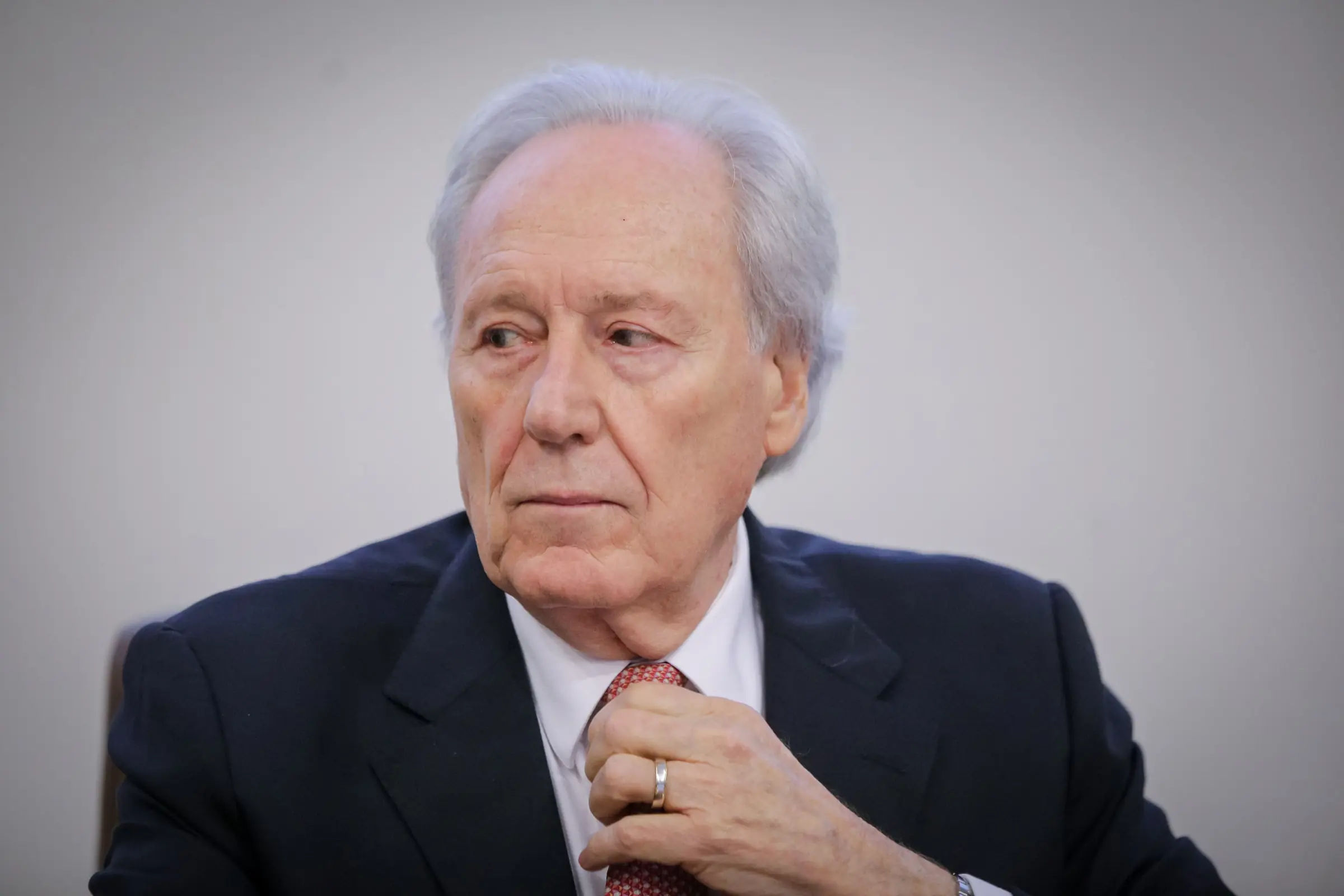 Luciano Lewandowski critica jurisprudência na Justiça: "Cada um decide ...