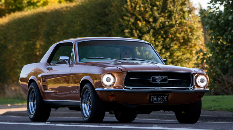 5 fast muscle cars that are easy and cheap to maintain