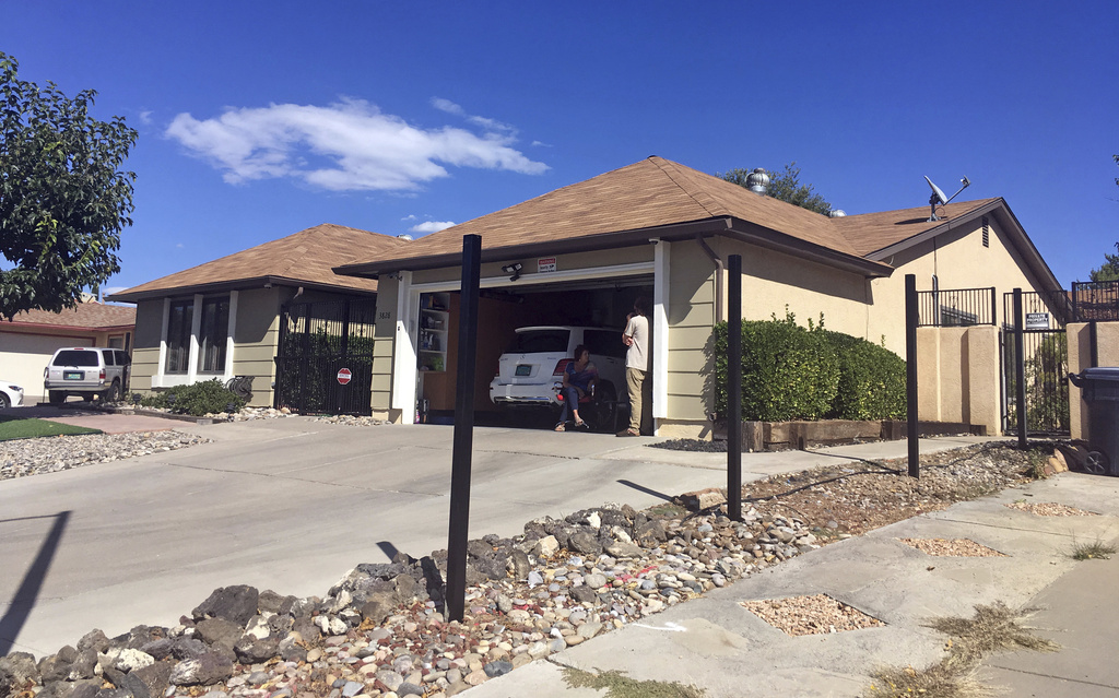 'Breaking Bad' home back on the market — at a fraction of the initial ...