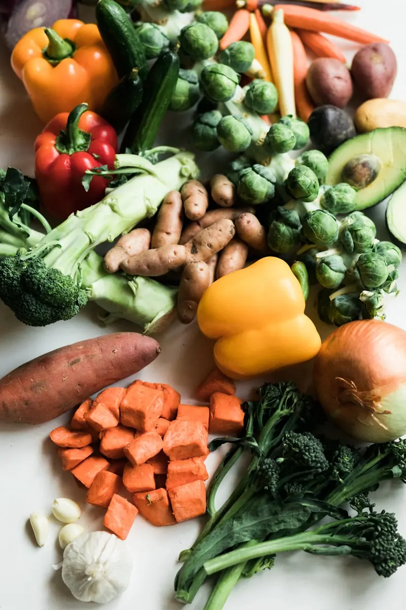 Os 7 alimentos populares que podem baixar o colesterol de forma natural ...