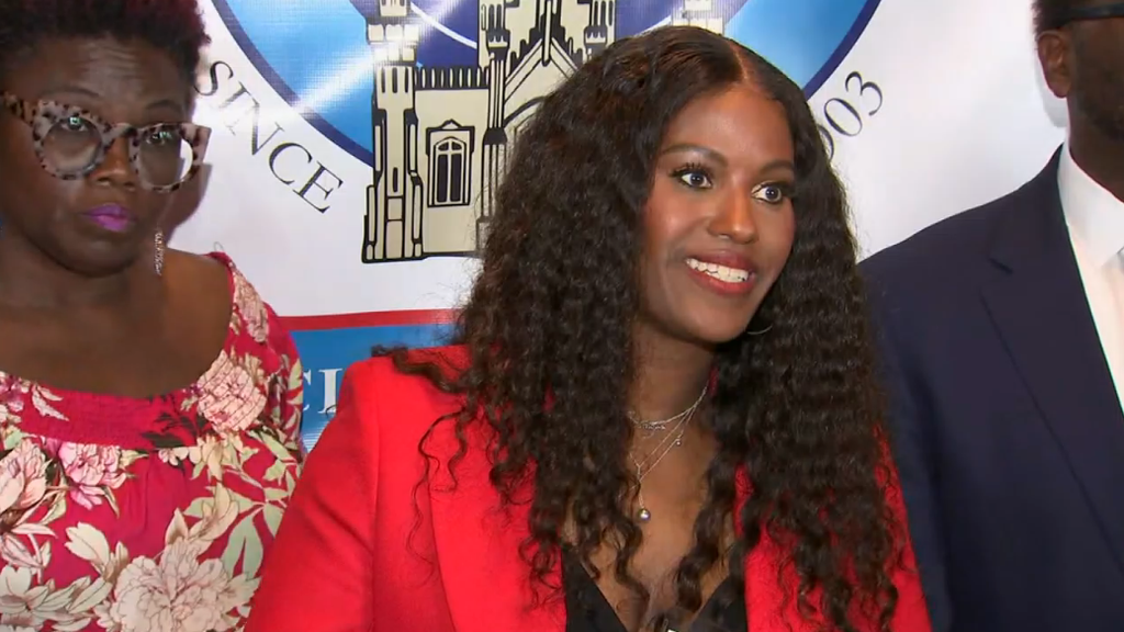 CTU, IFT president Stacy Davis Gates to go on temporary medical leave