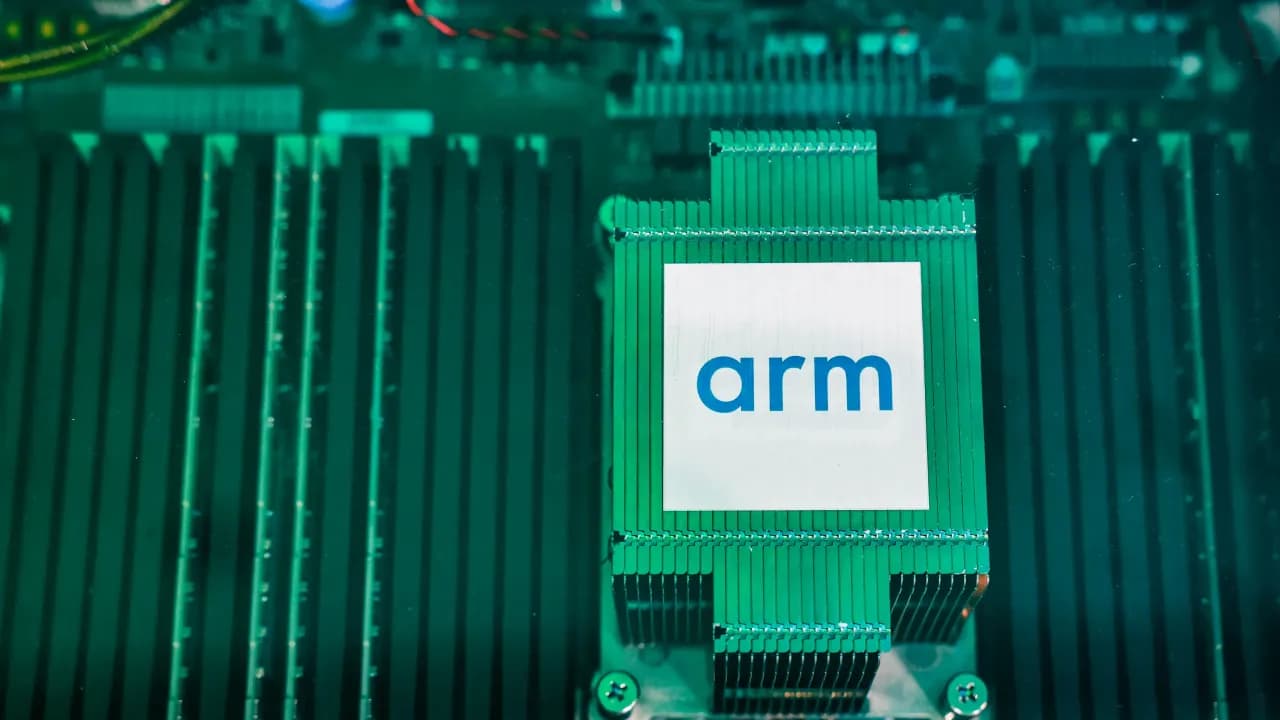 Why is Arm stock falling 8% after hours?