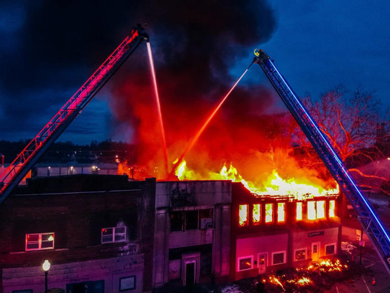 ‘Largest’ fire in 20 years destroys buildings in downtown Cameron, Missouri