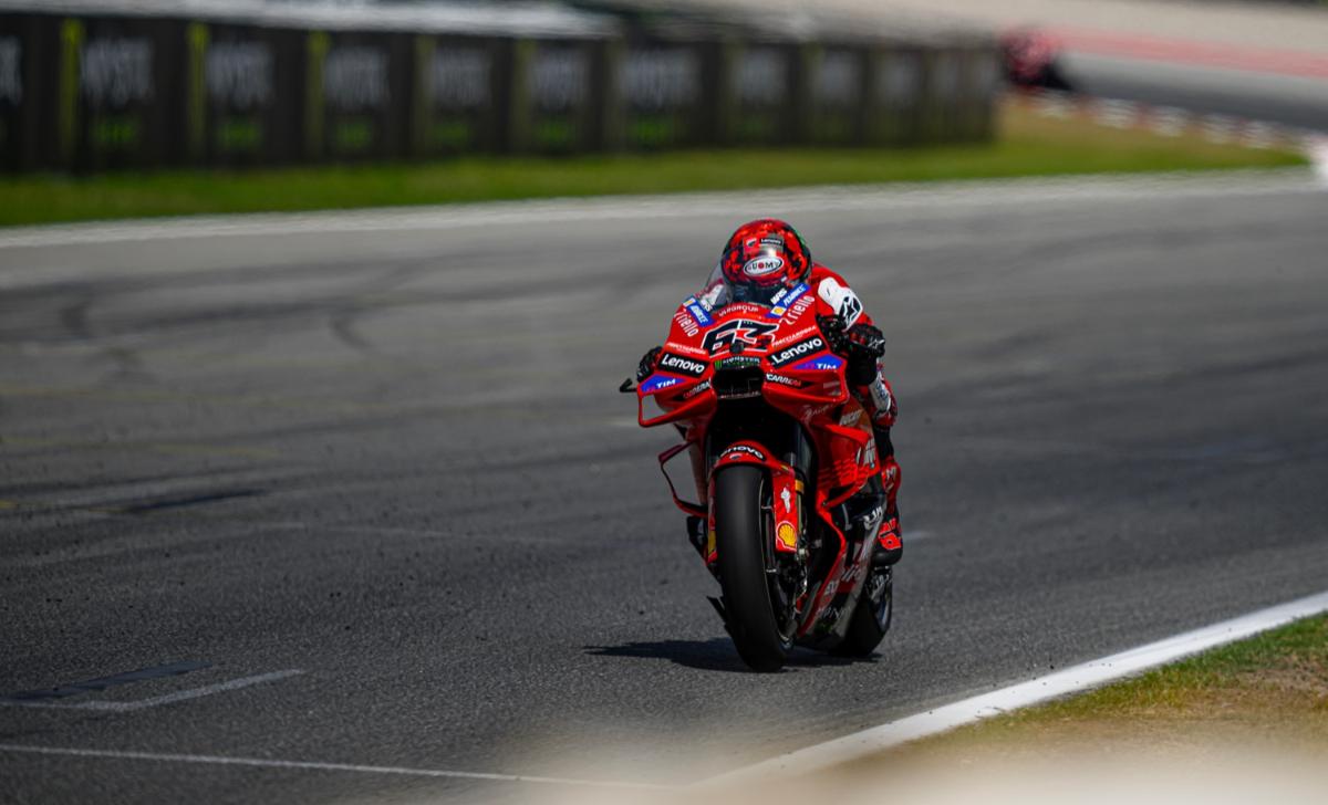 Gagal podium di MotoGP Italia 2026, duel Ai Ogura vs Marc Marquez jadi ...