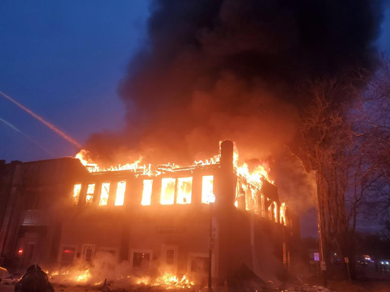 ‘Largest’ fire in 20 years destroys buildings in downtown Cameron, Missouri