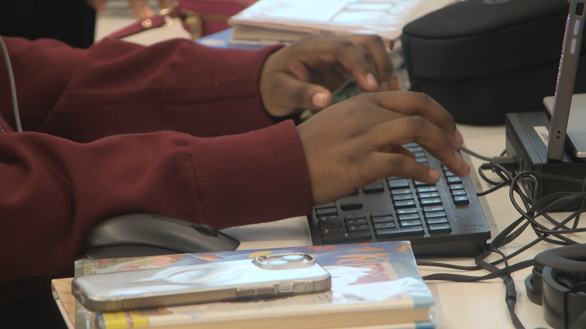 Parents in Charlotte region adjust to school closures due to winter weather