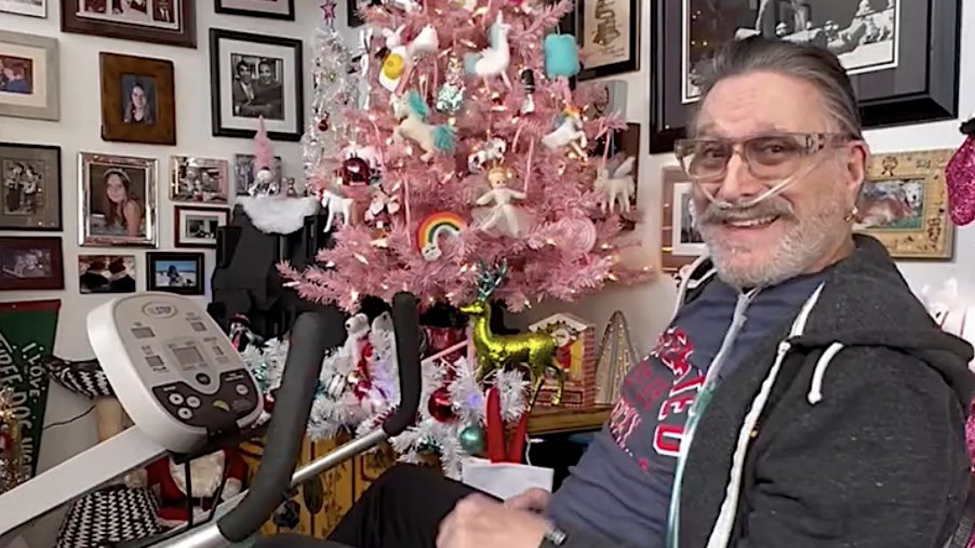 How did Chuck Negron die? Three Dog Night singer had serious health issues