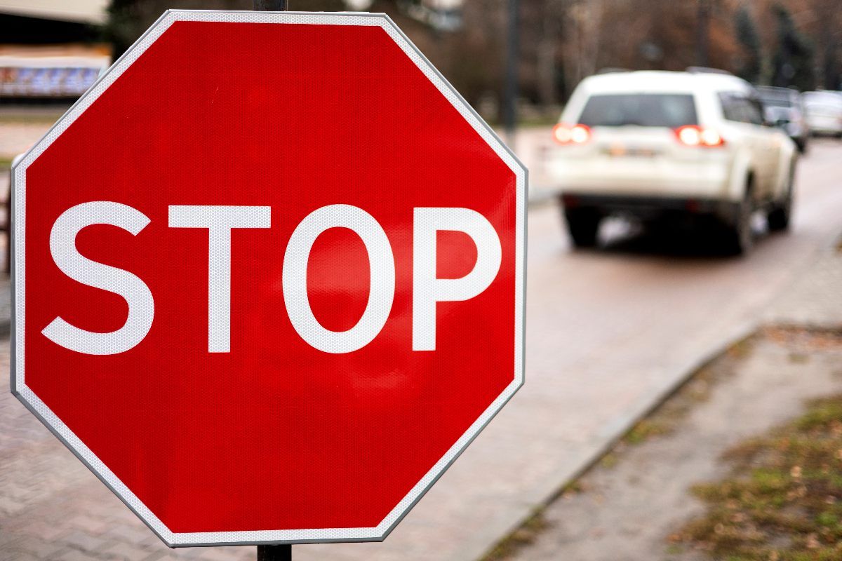 Are stop signs the answer to Gauteng’s traffic light crisis?