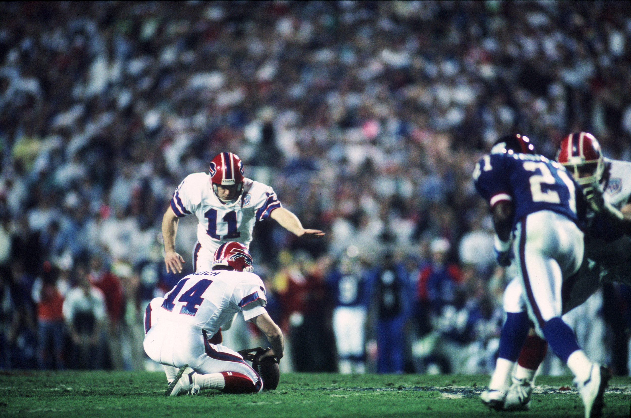 25 Super Bowl moments that still make us cringe