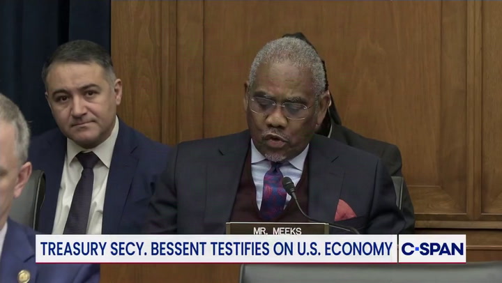 Top Trump goon hearing descends into wild shouting match