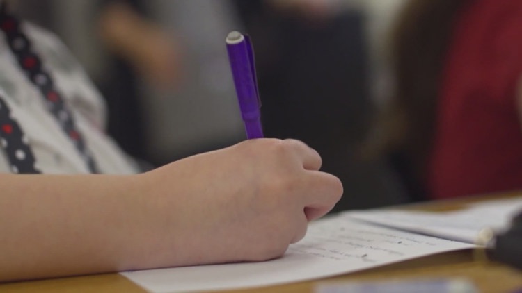 Texas opens school choice program, thousands apply within hours
