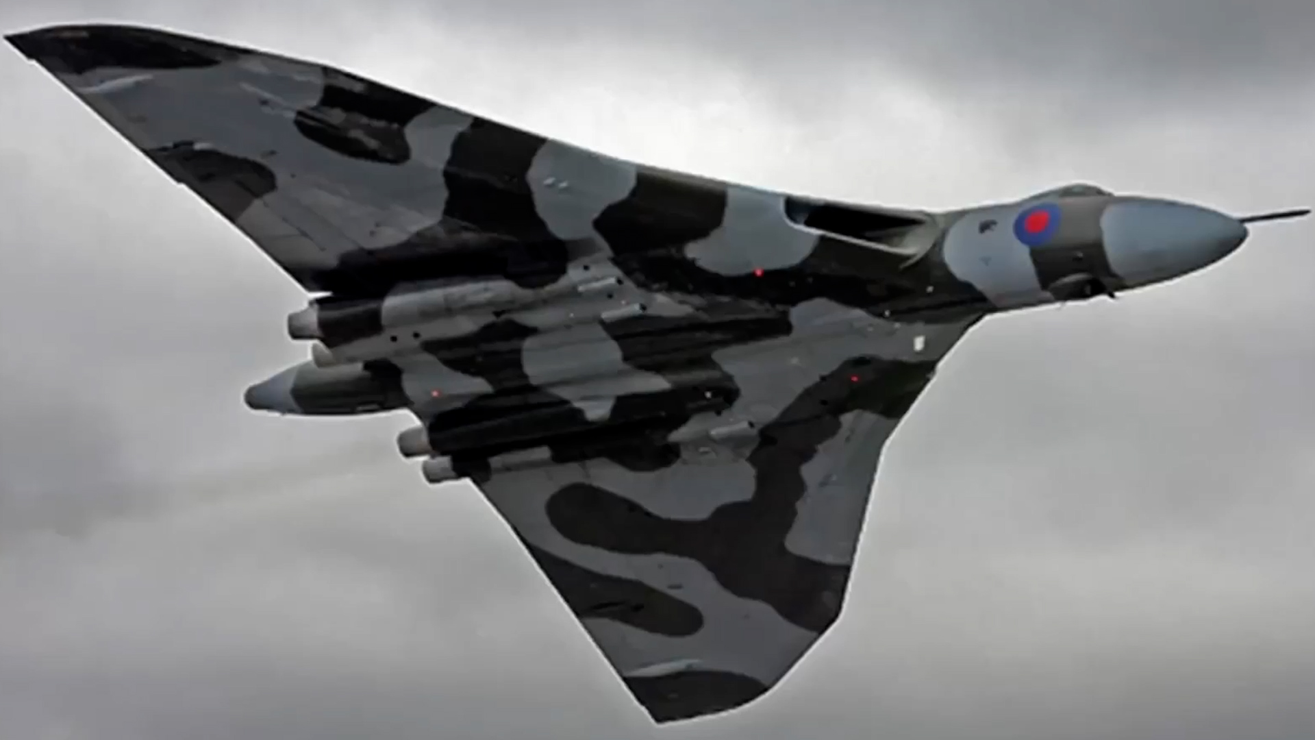 576MPH at 50,000ft: How Britain Engineered the Avro Vulcan
