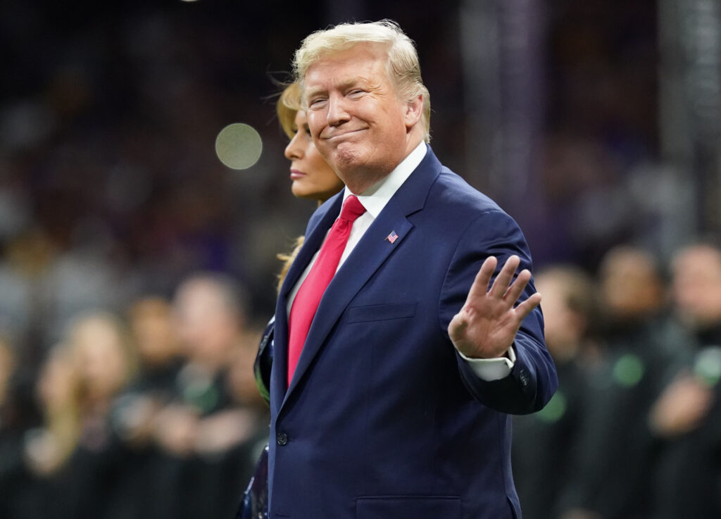Trump slump hands Democrats a big chance