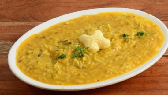 Tur dal khichdi recipe, try this desi superfood at home for weight loss