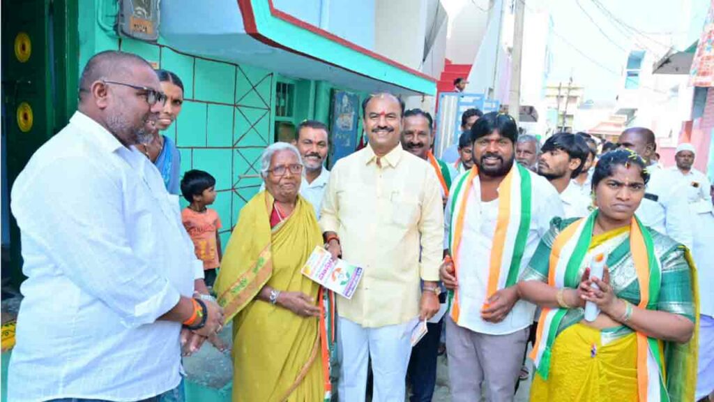 Krishna Mohan Reddy | బరితెగించిన బండ్ల.. బీఆర్‌ఎస్ ఎమ్మెల్యేను అంటూ ...